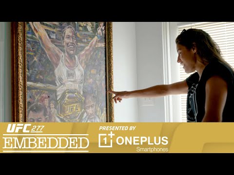 Getting To Know The Ring Girls Of Bellator | Full Contact Fighter